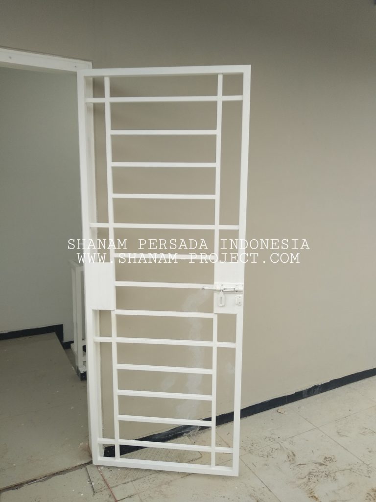 Model Pintu Ruko dari Jasa Pintu Besi Ruko yang Terbaik di Indonesia ...